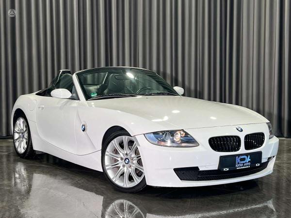 White BMW Z4 2007 in Marijampole, with an engine capacity of 2.50 L and mileage of 165 thousand km for 9950 €, photo 1 on AUTOMOTO.COM.LV