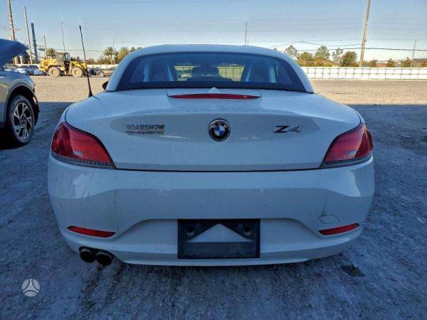 Balts BMW Z4 2010 Klaipėda, ar dzinēja tilpumu 2.98 L un nobraukumu 220 tūkst. km par 9500 €, foto 5 vietnē AUTOMOTO.COM.LV