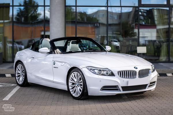 Balts BMW Z4 2011 Kauņa, ar dzinēja tilpumu 3.00 L un nobraukumu 178 tūkst. km par 16500 €, foto 1 vietnē AUTOMOTO.COM.LV