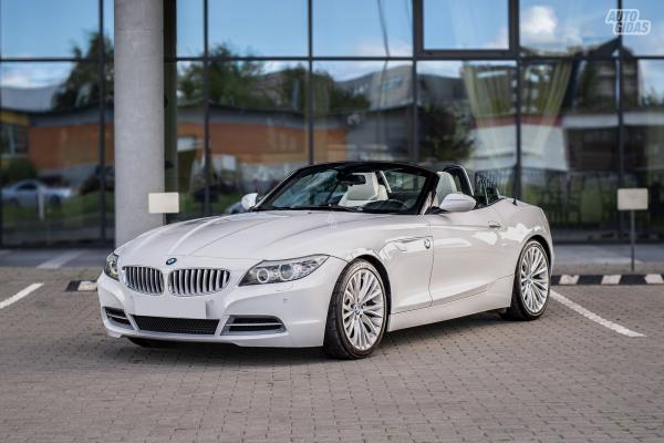 Balts BMW Z4 2011 Kauņa, ar dzinēja tilpumu 3.00 L un nobraukumu 178 tūkst. km par 16500 €, foto 4 vietnē AUTOMOTO.COM.LV