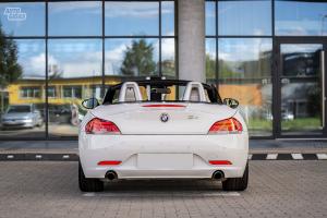 Balts BMW Z4 2011 Kauņa, ar dzinēja tilpumu 3.00 L un nobraukumu 178 tūkst. km par 16500 €, foto 7 vietnē AUTOMOTO.COM.LV