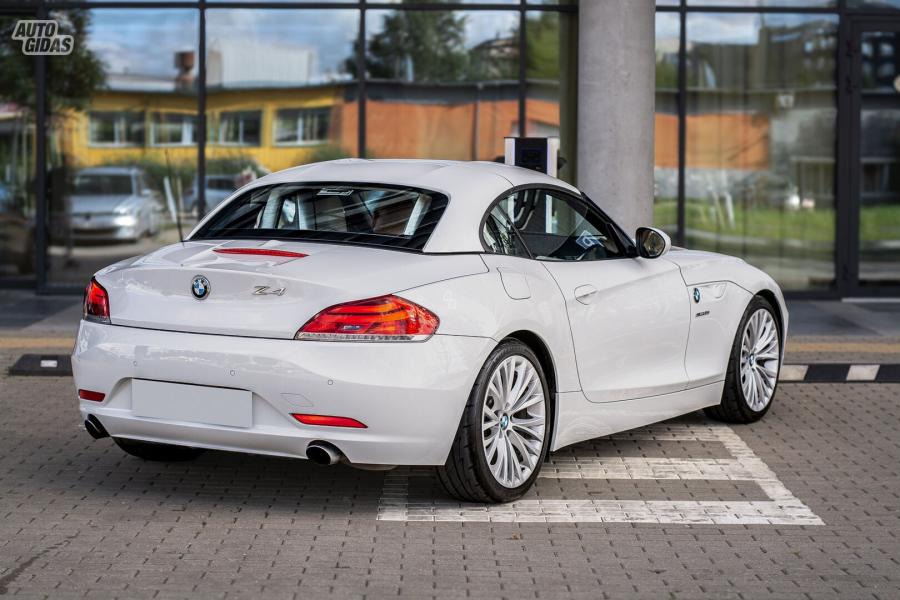 Balts BMW Z4 2011 Kauņa, ar dzinēja tilpumu 3.00 L un nobraukumu 178 tūkst. km par 16500 €, foto 8 vietnē AUTOMOTO.COM.LV
