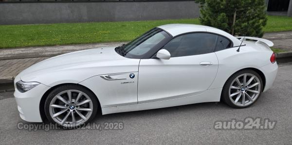White BMW Z4 2014 in Tallinn, with an engine capacity of 3.00 L and mileage of 70 thousand km for 49000 €, photo 1 on AUTOMOTO.COM.LV