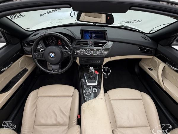 White BMW Z4 2015 in Avizieniai, with an engine capacity of 3.50 L and mileage of 106 thousand km for 21500 €, photo 3 on AUTOMOTO.COM.LV
