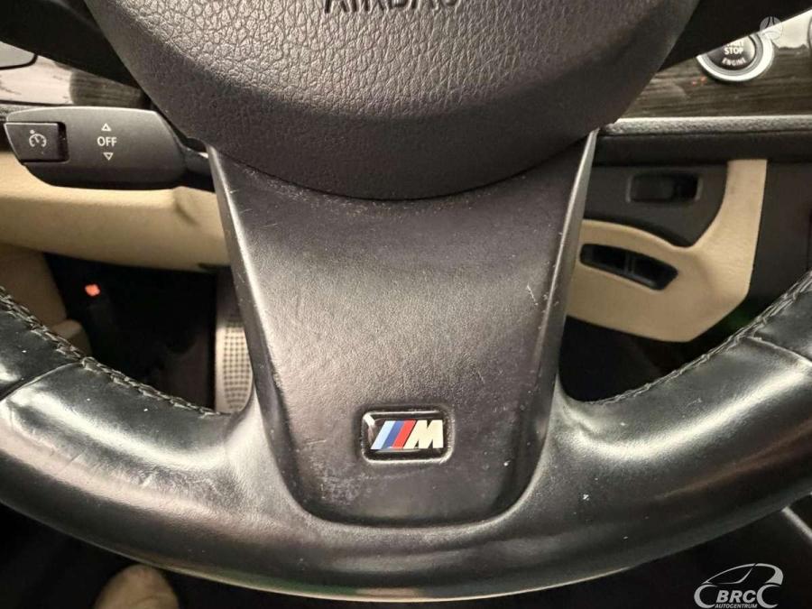 Balts BMW Z4 2015 Viļņa, ar dzinēja tilpumu 2.98 L un nobraukumu 106 tūkst. km par 21500 €, foto 23 vietnē AUTOMOTO.COM.LV