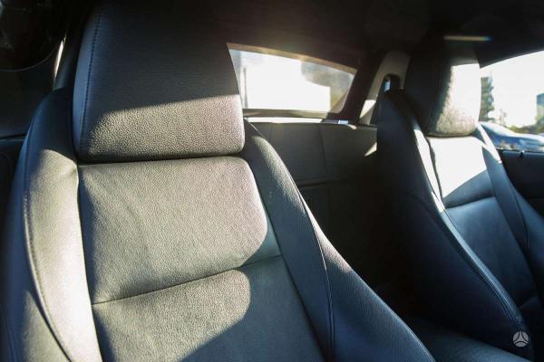Balts BMW Z4 2016 Rīga, ar dzinēja tilpumu 2.00 L un nobraukumu 108 tūkst. km par 18900 €, foto 11 vietnē AUTOMOTO.COM.LV