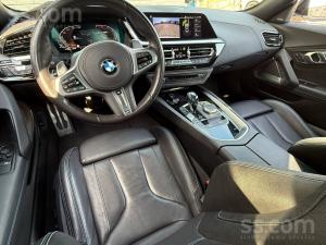 White BMW Z4 2020 in Daugavpils, with an engine capacity of 2.00 L and mileage of 103 thousand km for 28900 €, photo 10 on AUTOMOTO.COM.LV