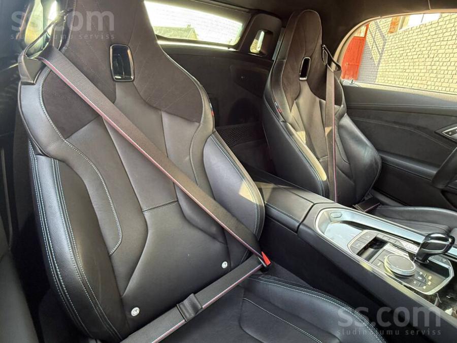 White BMW Z4 2020 in Daugavpils, with an engine capacity of 2.00 L and mileage of 103 thousand km for 28900 €, photo 12 on AUTOMOTO.COM.LV