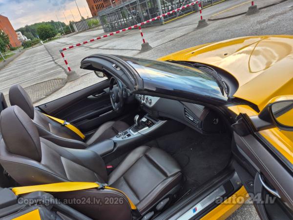 Yellow BMW Z4 2014 in Tartu, with an engine capacity of 2.00 L and mileage of 142 thousand km for 18990 €, photo 4 on AUTOMOTO.COM.LV