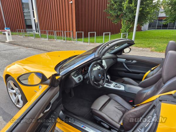 Yellow BMW Z4 2014 in Tartu, with an engine capacity of 2.00 L and mileage of 142 thousand km for 18990 €, photo 5 on AUTOMOTO.COM.LV