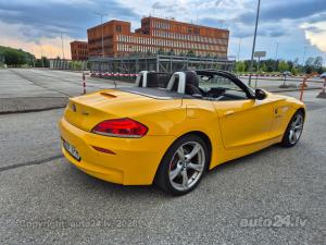 Yellow BMW Z4 2014 in Tartu, with an engine capacity of 2.00 L and mileage of 142 thousand km for 18990 €, photo 11 on AUTOMOTO.COM.LV