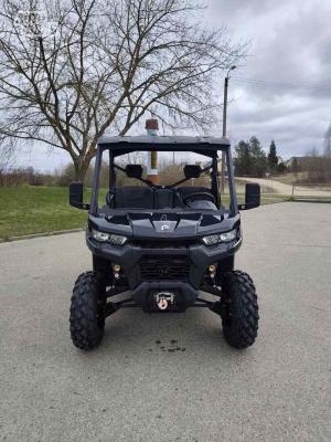 Black Bombardier Traxter 2023 in Utena, with an engine capacity of 1.00 L and mileage of 120 thousand km for 15300 €, photo 4 on AUTOMOTO.COM.LV