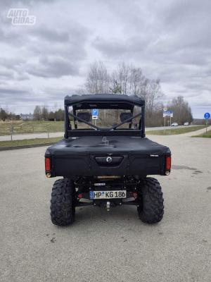 Black Bombardier Traxter 2023 in Utena, with an engine capacity of 1.00 L and mileage of 120 thousand km for 15300 €, photo 6 on AUTOMOTO.COM.LV