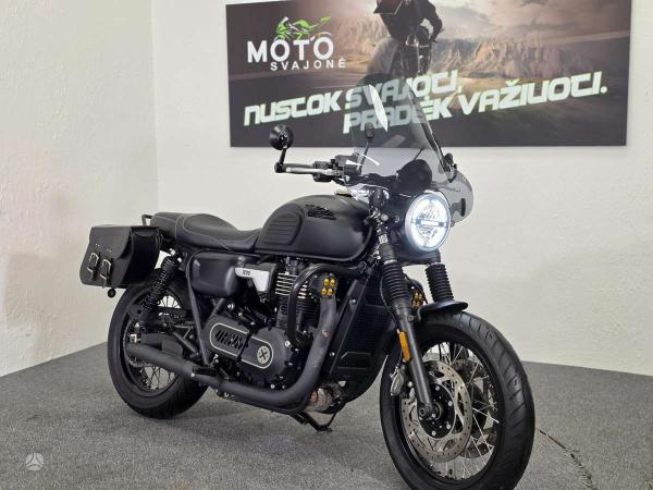 Melns Brixton Cromwell 1200 2023 Panevēža, ar dzinēja tilpumu 1.20 L un nobraukumu 23 tūkst. km par 5999 €, foto 1 vietnē AUTOMOTO.COM.LV