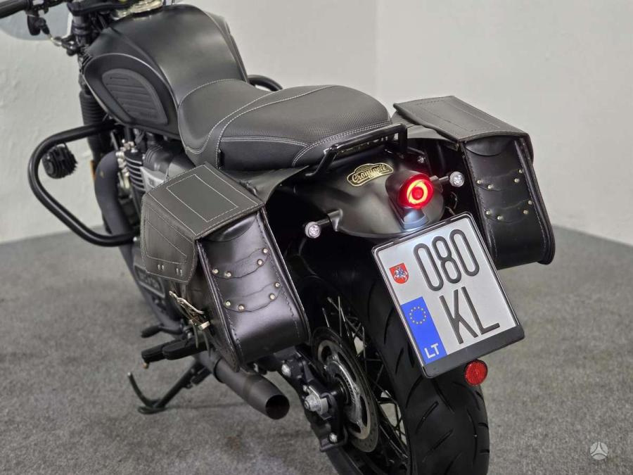 Melns Brixton Cromwell 1200 2023 Panevēža, ar dzinēja tilpumu 1.20 L un nobraukumu 23 tūkst. km par 5999 €, foto 15 vietnē AUTOMOTO.COM.LV