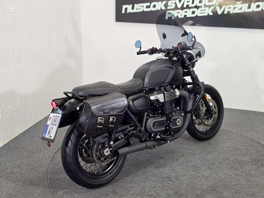 Melns Brixton Cromwell 1200 2023 Panevēža, ar dzinēja tilpumu 1.20 L un nobraukumu 23 tūkst. km par 5999 €, foto 18 vietnē AUTOMOTO.COM.LV