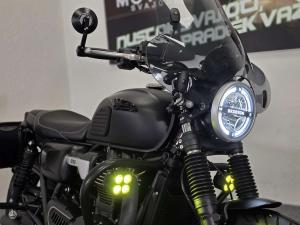 Melns Brixton Cromwell 1200 2023 Panevēža, ar dzinēja tilpumu 1.20 L un nobraukumu 23 tūkst. km par 5999 €, foto 22 vietnē AUTOMOTO.COM.LV