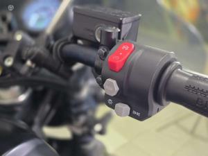 Melns Brixton Cromwell 1200 2023 Panevēža, ar dzinēja tilpumu 1.20 L un nobraukumu 23 tūkst. km par 5999 €, foto 25 vietnē AUTOMOTO.COM.LV