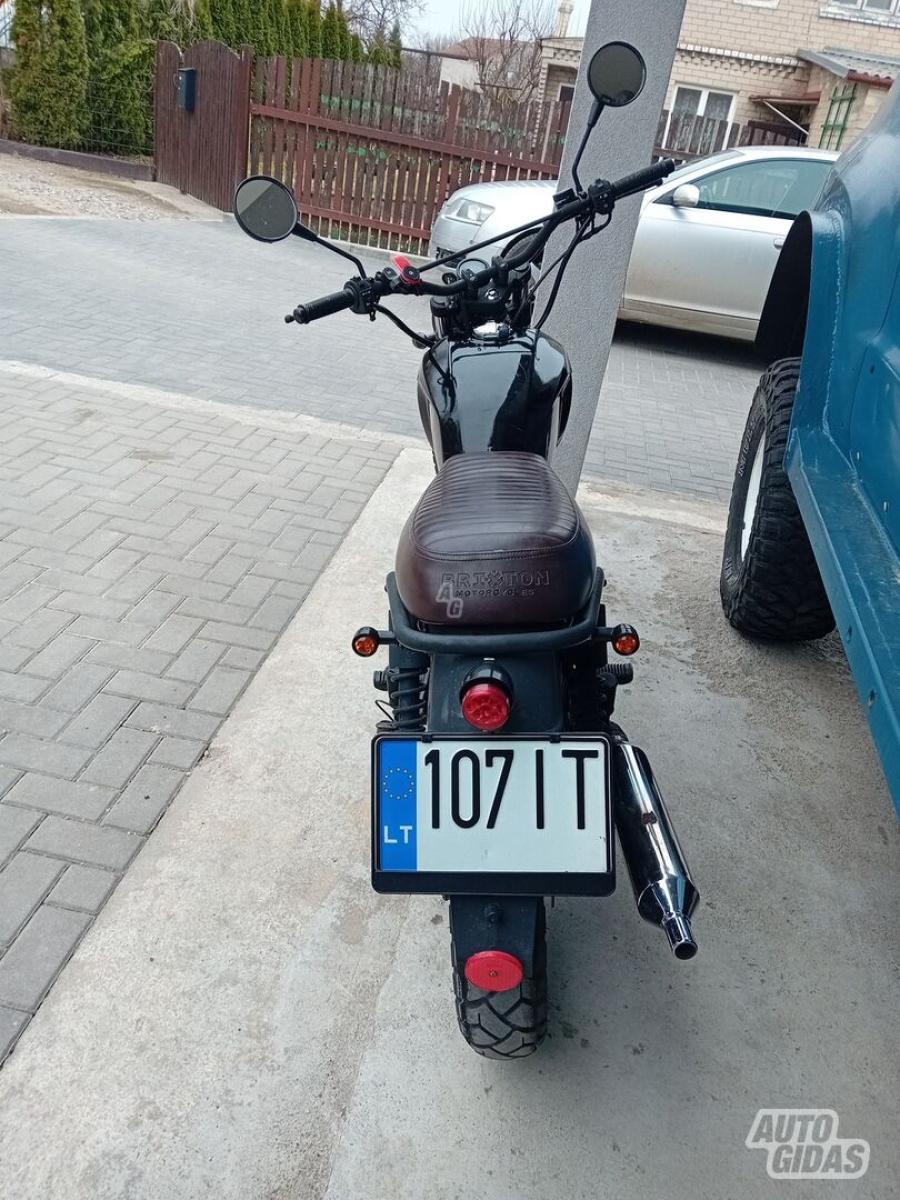 Melns Brixton Cromwell 125 2022 Gargždai, ar dzinēja tilpumu 0.13 L un nobraukumu 7 tūkst. km par 1850 €, foto 5 vietnē AUTOMOTO.COM.LV