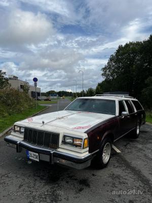 Balts Buick Electra 1986 Tallina, ar dzinēja tilpumu 5.00 L un nobraukumu 92 tūkst. km par 4699 €, foto 3 vietnē AUTOMOTO.COM.LV