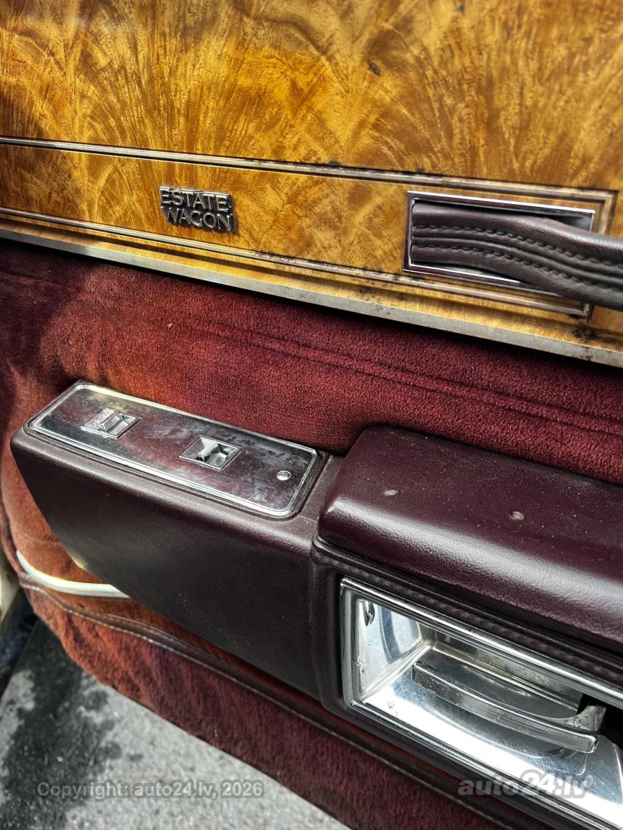 Balts Buick Electra 1986 Tallina, ar dzinēja tilpumu 5.00 L un nobraukumu 92 tūkst. km par 4699 €, foto 9 vietnē AUTOMOTO.COM.LV