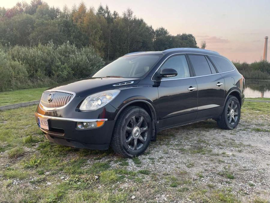 Melns Buick Enclave 2008 Telšiai, ar dzinēja tilpumu 3.60 L un nobraukumu 319 tūkst. km par 6000 €, foto 1 vietnē AUTOMOTO.COM.LV