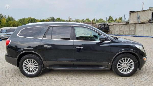 Black Buick Enclave 2010 in Siauliai, with an engine capacity of 3.56 L and mileage of 180 thousand km for 8500 €, photo 3 on AUTOMOTO.COM.LV