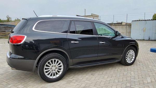 Black Buick Enclave 2010 in Siauliai, with an engine capacity of 3.56 L and mileage of 180 thousand km for 8500 €, photo 4 on AUTOMOTO.COM.LV