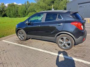 Black Buick Encore 2014 in Kaunas, with an engine capacity of 1.36 L and mileage of 210 thousand km for 5650 €, photo 5 on AUTOMOTO.COM.LV