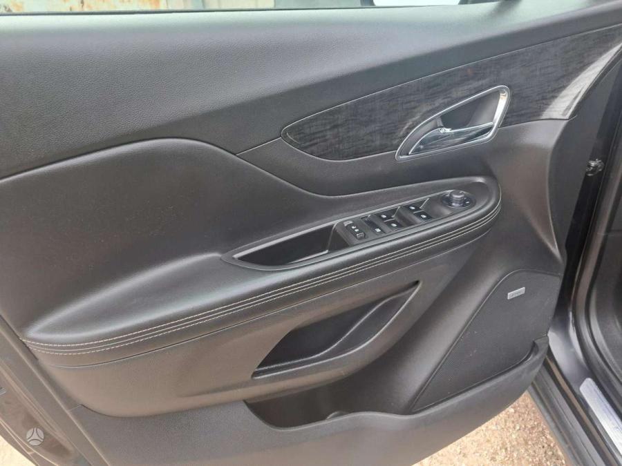 Black Buick Encore 2014 in Kaunas, with an engine capacity of 1.36 L and mileage of 210 thousand km for 5650 €, photo 11 on AUTOMOTO.COM.LV