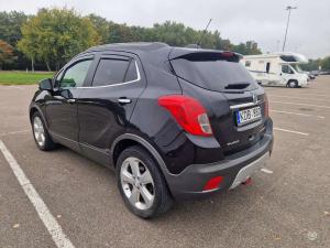 Melns Buick Encore 2016 Klaipėda, ar dzinēja tilpumu 1.36 L un nobraukumu 178 tūkst. km par 6988 €, foto 4 vietnē AUTOMOTO.COM.LV