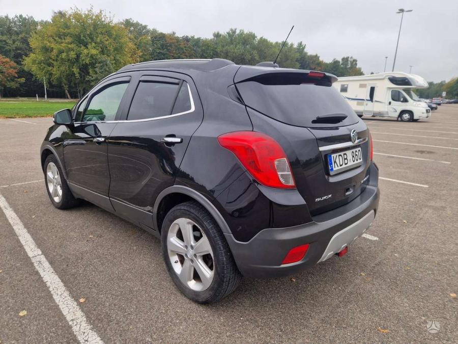 Melns Buick Encore 2016 Klaipėda, ar dzinēja tilpumu 1.36 L un nobraukumu 178 tūkst. km par 6988 €, foto 4 vietnē AUTOMOTO.COM.LV
