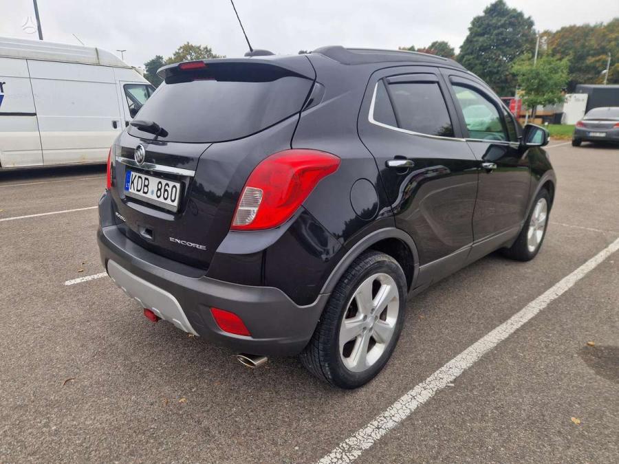 Melns Buick Encore 2016 Klaipėda, ar dzinēja tilpumu 1.36 L un nobraukumu 178 tūkst. km par 6988 €, foto 5 vietnē AUTOMOTO.COM.LV
