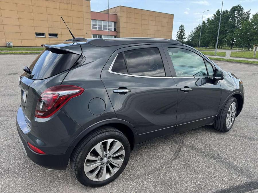 Melns Buick Encore 2018 Kauņa, ar dzinēja tilpumu 1.36 L un nobraukumu 108 tūkst. km par 9850 €, foto 5 vietnē AUTOMOTO.COM.LV