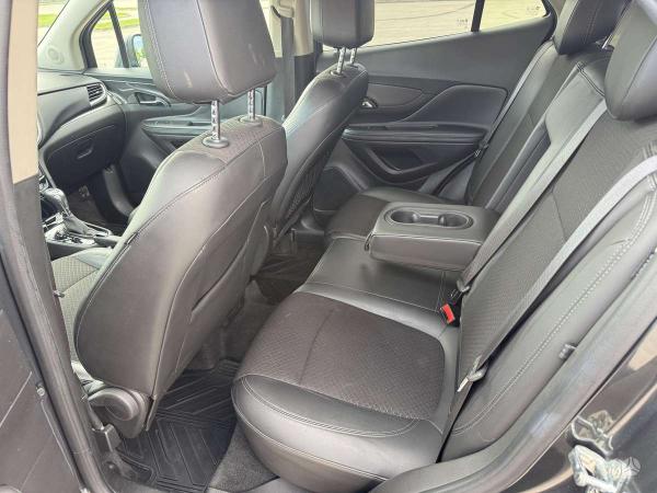 Black Buick Encore 2018 in Kaunas, with an engine capacity of 1.36 L and mileage of 108 thousand km for 9850 €, photo 8 on AUTOMOTO.COM.LV