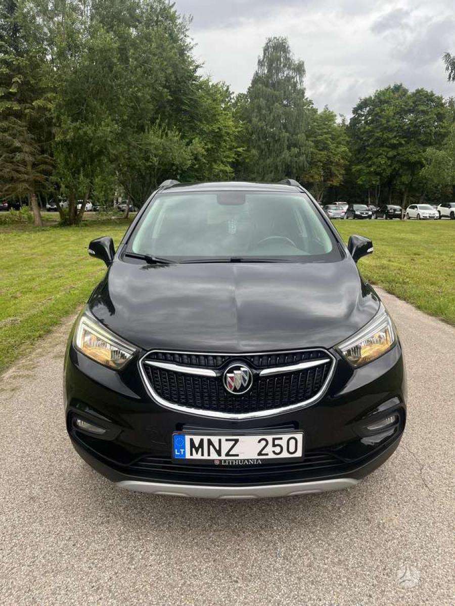 Melns Buick Encore 2018 Kauņa, ar dzinēja tilpumu 1.40 L un nobraukumu 102 tūkst. km par 10499 €, foto 3 vietnē AUTOMOTO.COM.LV