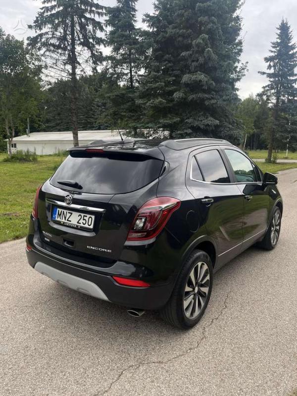 Melns Buick Encore 2018 Kauņa, ar dzinēja tilpumu 1.40 L un nobraukumu 102 tūkst. km par 10499 €, foto 5 vietnē AUTOMOTO.COM.LV
