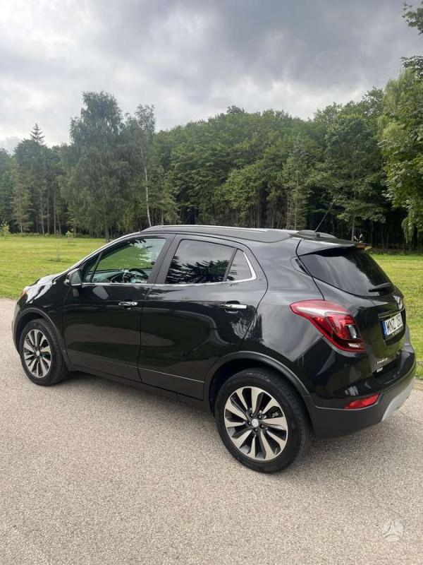 Melns Buick Encore 2018 Kauņa, ar dzinēja tilpumu 1.40 L un nobraukumu 102 tūkst. km par 10499 €, foto 6 vietnē AUTOMOTO.COM.LV
