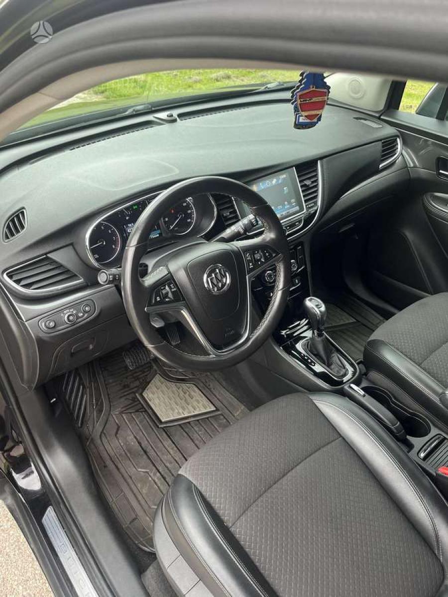 Melns Buick Encore 2018 Kauņa, ar dzinēja tilpumu 1.40 L un nobraukumu 102 tūkst. km par 10499 €, foto 9 vietnē AUTOMOTO.COM.LV