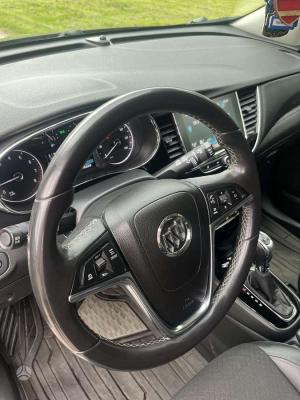 Melns Buick Encore 2018 Kauņa, ar dzinēja tilpumu 1.40 L un nobraukumu 102 tūkst. km par 10499 €, foto 10 vietnē AUTOMOTO.COM.LV