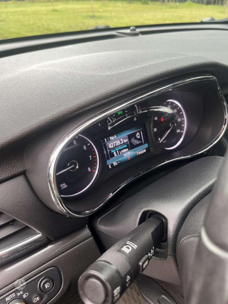 Melns Buick Encore 2018 Kauņa, ar dzinēja tilpumu 1.40 L un nobraukumu 102 tūkst. km par 10499 €, foto 11 vietnē AUTOMOTO.COM.LV
