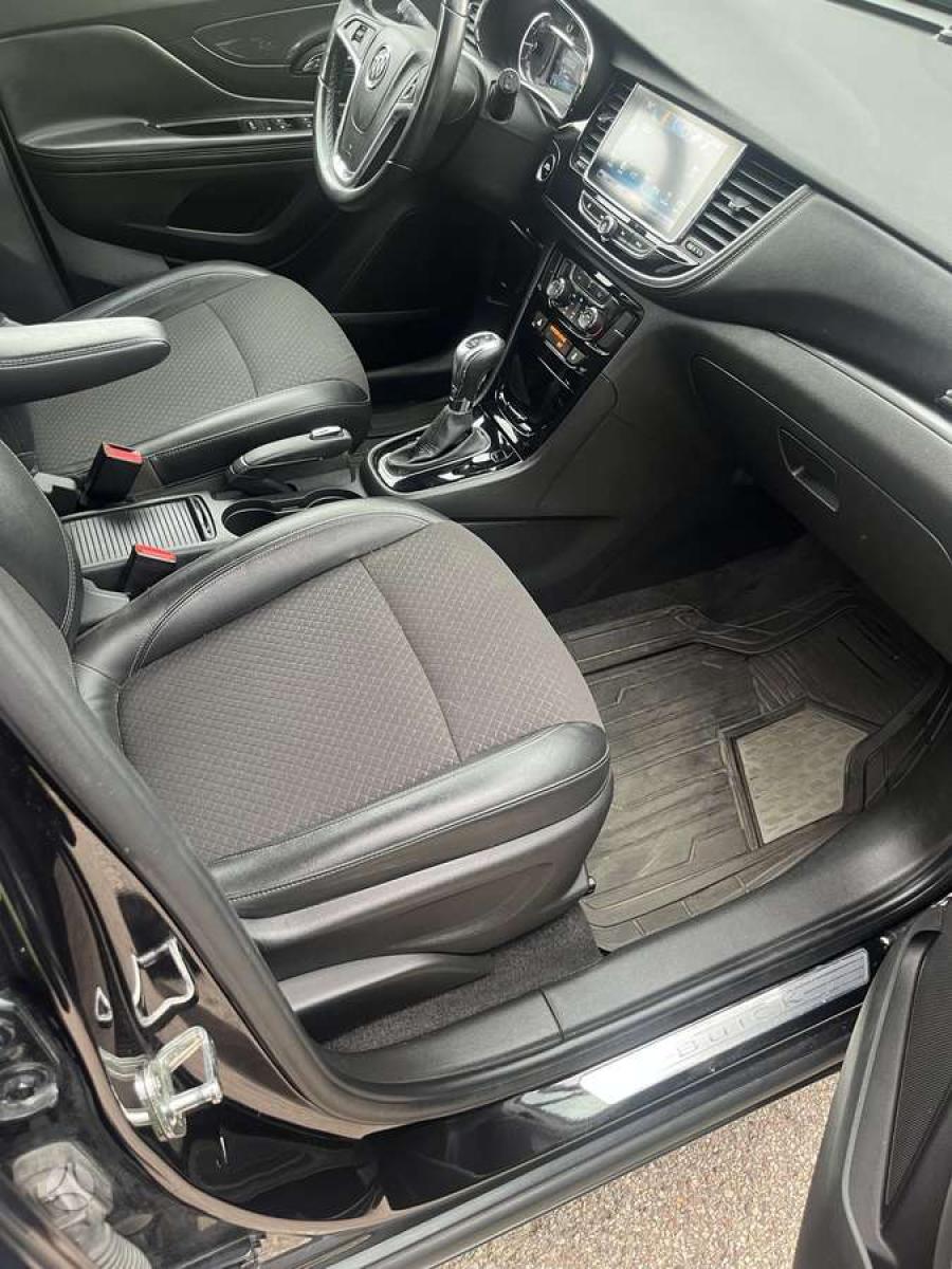 Melns Buick Encore 2018 Kauņa, ar dzinēja tilpumu 1.40 L un nobraukumu 102 tūkst. km par 10499 €, foto 14 vietnē AUTOMOTO.COM.LV