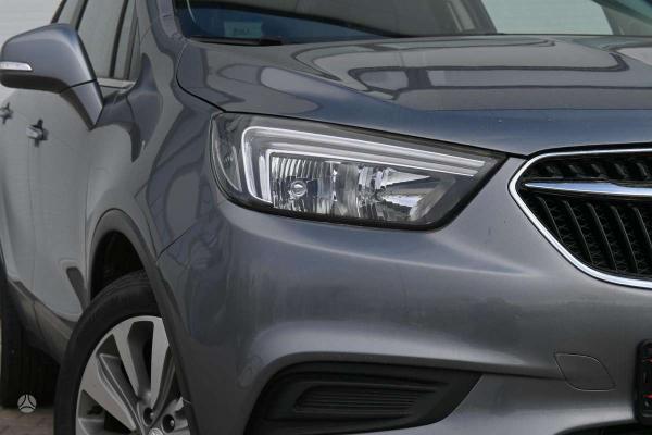 Black Buick Encore 2019 in Kretinga, with an engine capacity of 1.36 L and mileage of 61 thousand km for 12499 €, photo 7 on AUTOMOTO.COM.LV