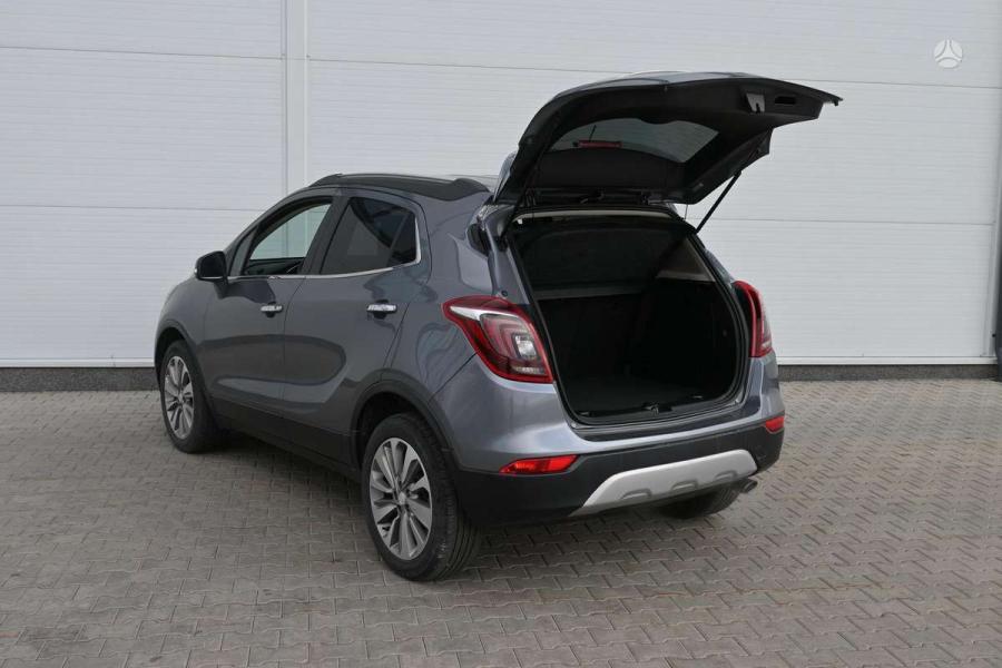 Black Buick Encore 2019 in Kretinga, with an engine capacity of 1.36 L and mileage of 61 thousand km for 12499 €, photo 12 on AUTOMOTO.COM.LV