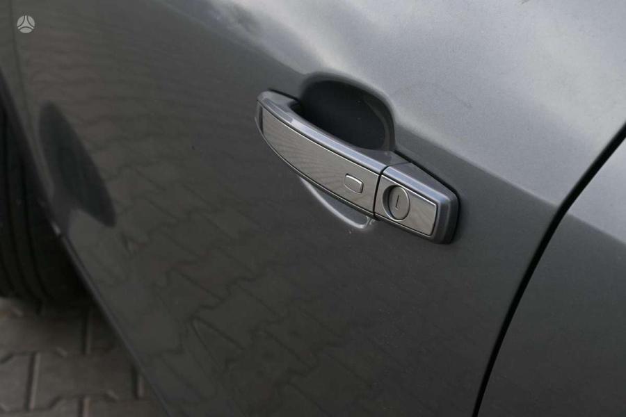 Black Buick Encore 2019 in Kretinga, with an engine capacity of 1.36 L and mileage of 61 thousand km for 12499 €, photo 15 on AUTOMOTO.COM.LV