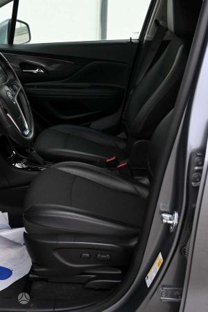 Black Buick Encore 2019 in Kretinga, with an engine capacity of 1.36 L and mileage of 61 thousand km for 12499 €, photo 17 on AUTOMOTO.COM.LV