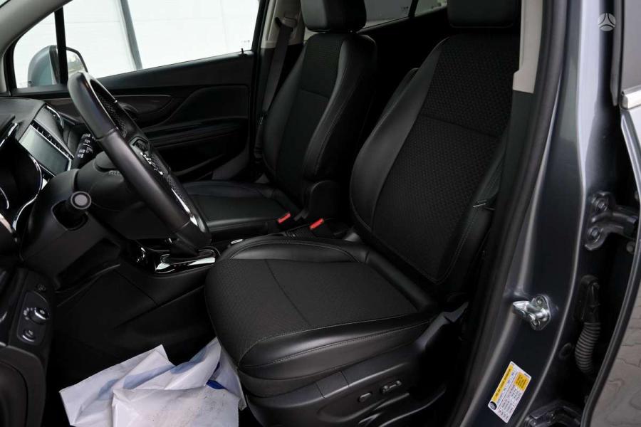 Black Buick Encore 2019 in Kretinga, with an engine capacity of 1.36 L and mileage of 61 thousand km for 12499 €, photo 18 on AUTOMOTO.COM.LV