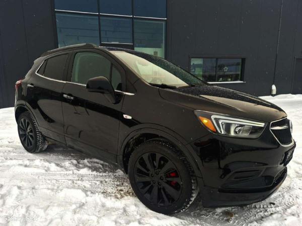 Black Buick Encore 2020 in Siauliai, with an engine capacity of 1.40 L and mileage of 60 thousand km for 9990 €, photo 2 on AUTOMOTO.COM.LV