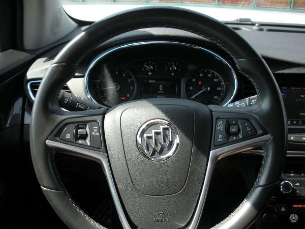 Black Buick Encore 2021 in Panevezys, with an engine capacity of 1.40 L and mileage of 42 thousand km for 12899 €, photo 9 on AUTOMOTO.COM.LV