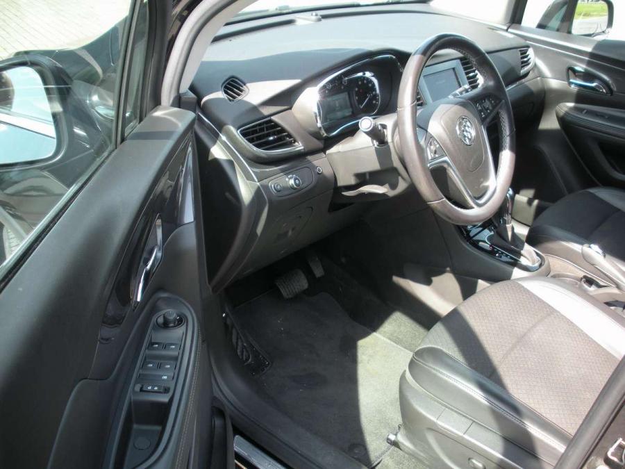 Black Buick Encore 2021 in Panevezys, with an engine capacity of 1.40 L and mileage of 42 thousand km for 12899 €, photo 14 on AUTOMOTO.COM.LV